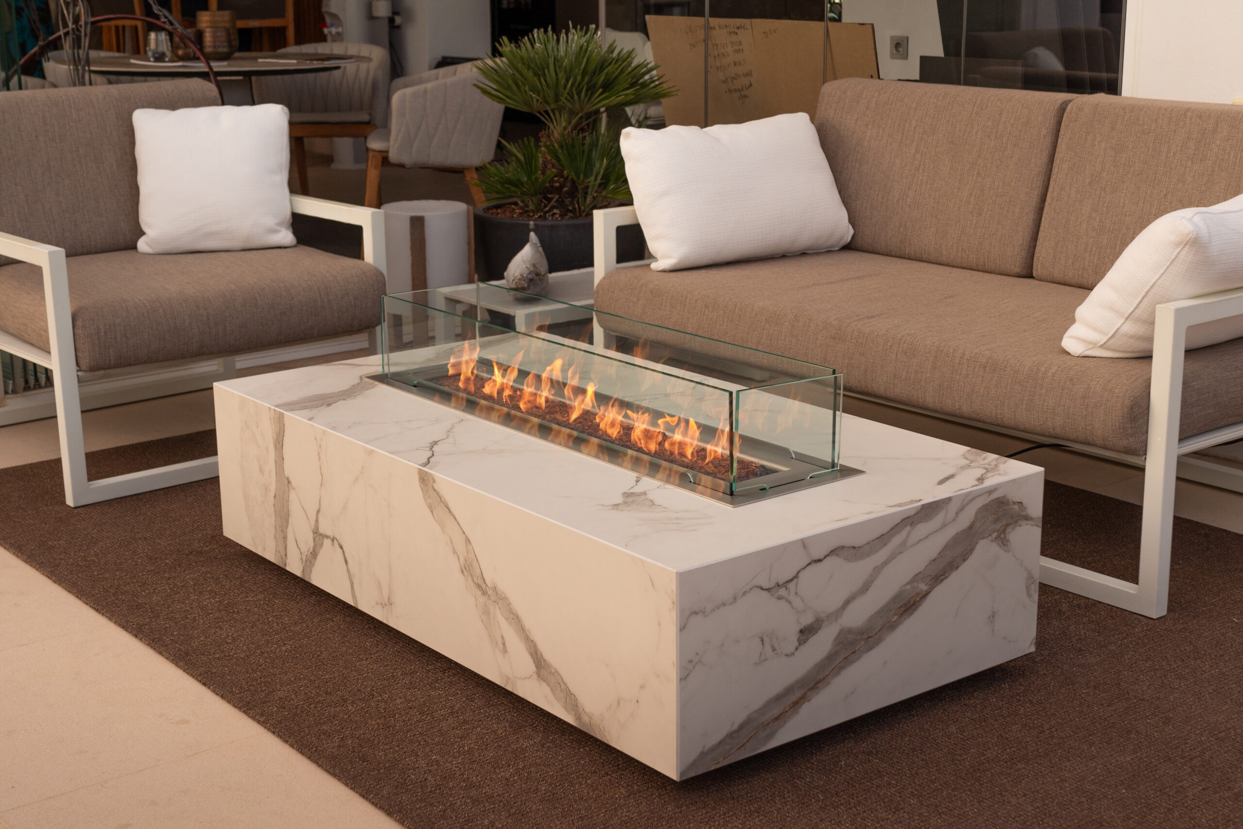 Elevate Your Outdoor Space with Fire Tables: The Ultimate Trend ...